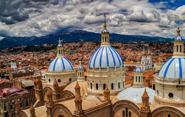 Cuenca (Ecuador) Travel Guide 2026 - Danana GO!