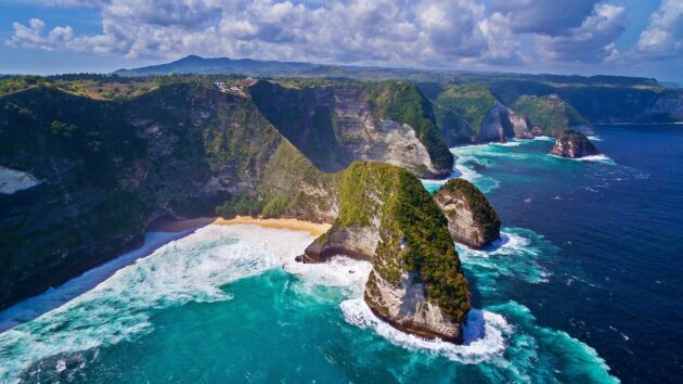 Kelingking Beach (Indonesia) Travel Guide 2026 - Danana GO!