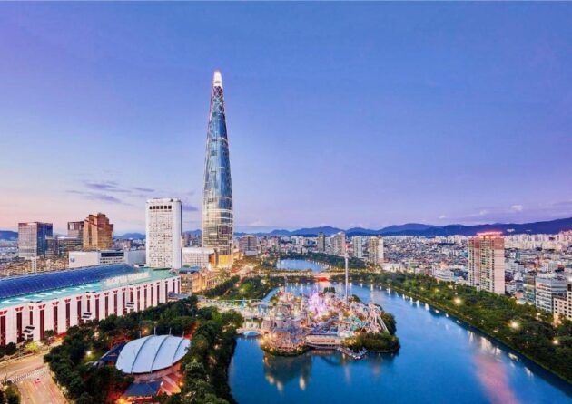 Lotte World (South Korea) Travel Guide 2026 - Danana GO!