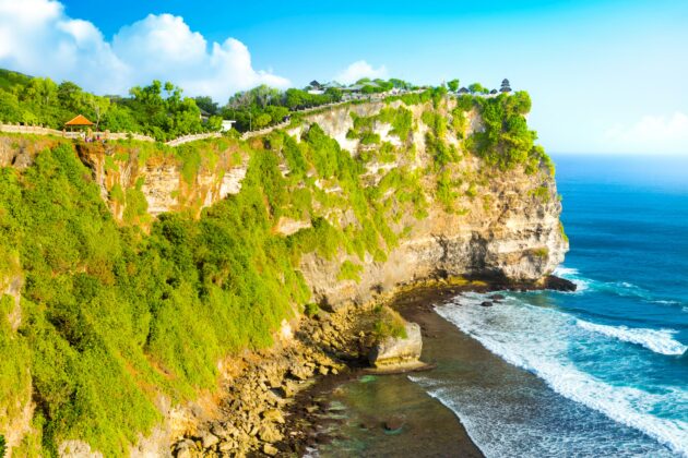 Uluwatu Temple (Indonesia) Travel Guide 2026 - Danana GO!